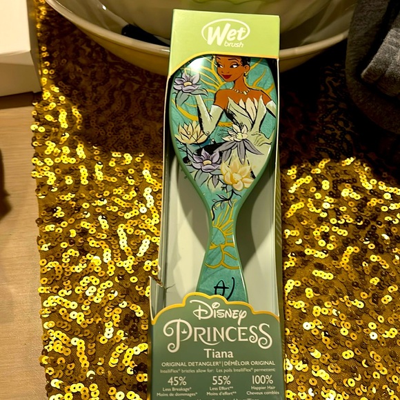 WET BRUSH | Bath, Skin & Hair | Disney Princess Tiana Detangling Wet ...